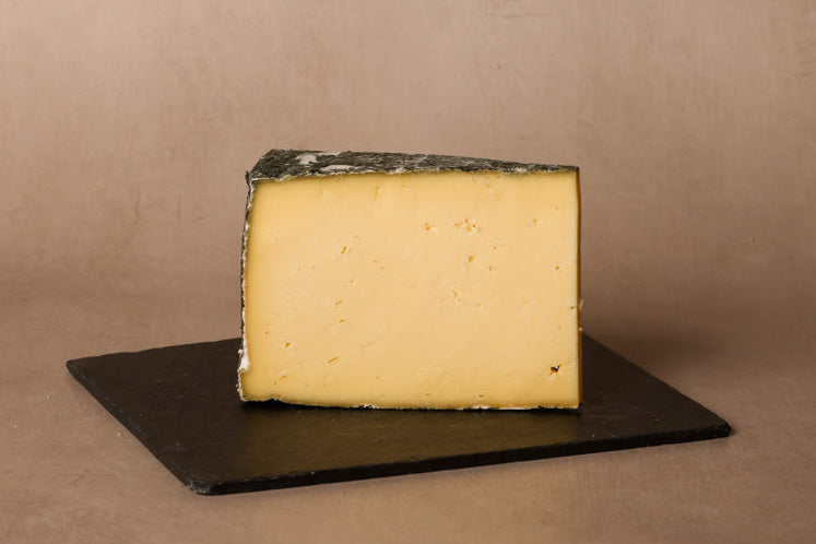Cornish Yarg - Neal's Yard Dairy – The Gog